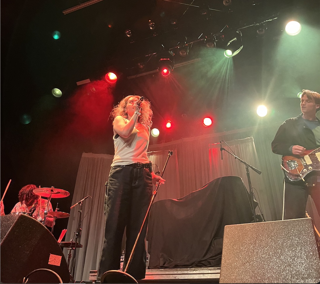 Blondshell @ The El Rey Theater [2/11/23] – UCLA Radio